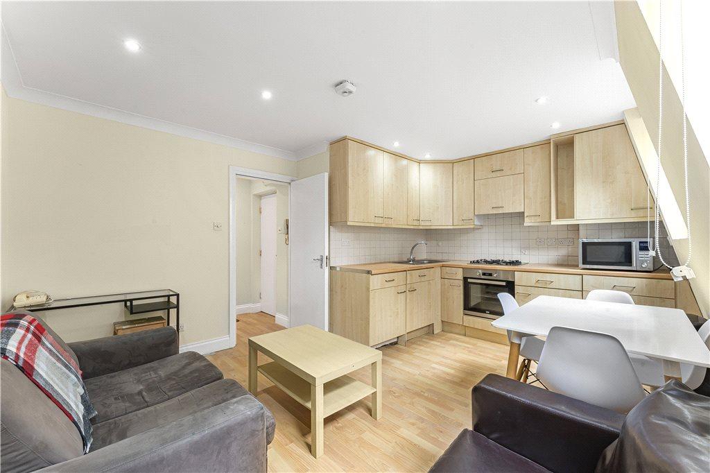 Leman Street, Aldgate, London, E1 2 bed apartment - £2,400 pcm (£554 pw)