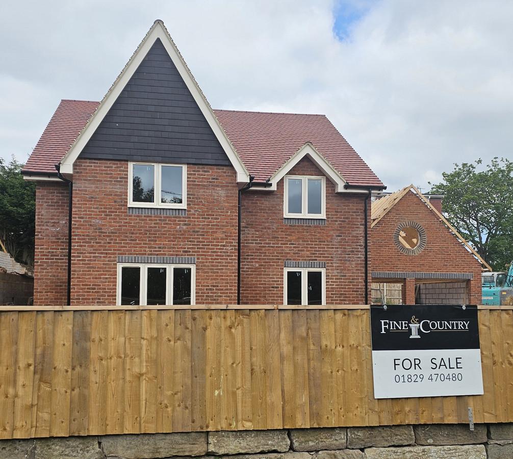 Warrington Road Mickle Trafford... 5 bed detached house for sale - £850,000
