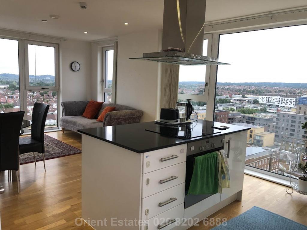 Zenith Close, London 2 bed flat - £2,500 pcm (£577 pw)