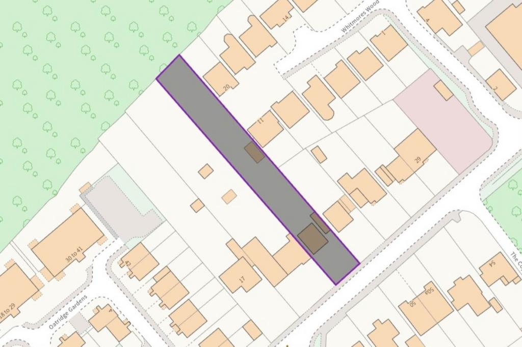 * DEVELOPERS AWARE * Wood Lane End... 10 bed property with land - £950,000
