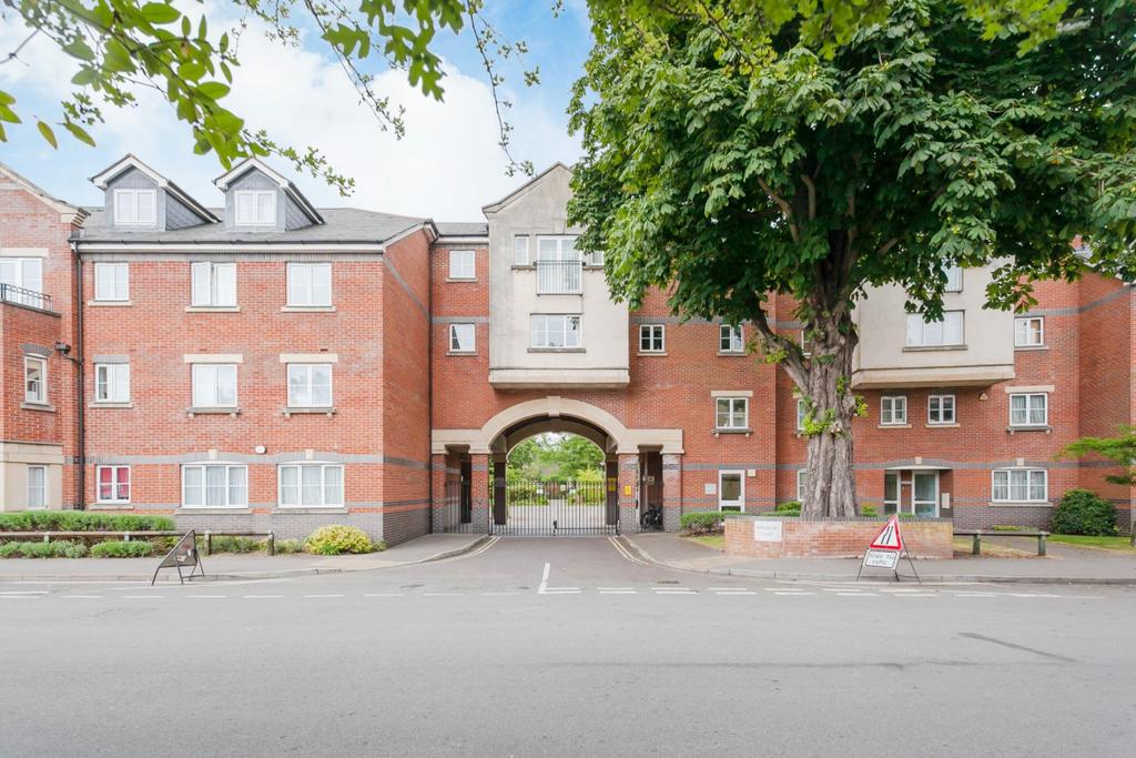 Osney Lane, Central Oxford 2 bed property - £1,900 pcm (£438 pw)