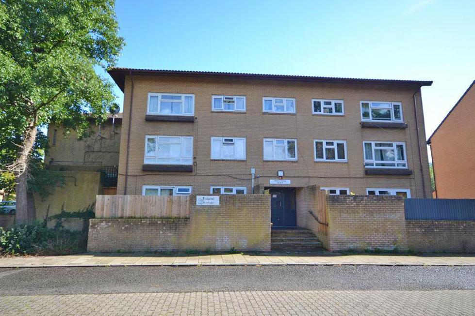 Fishermead, Milton Keynes MK6 1 bed apartment - £115,000