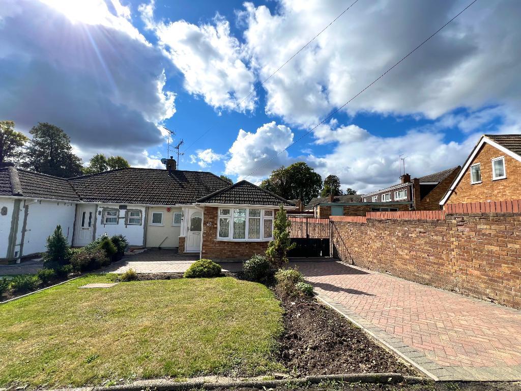 Florence Avenue, Sundon Park, Luton... 2 bed bungalow - £350,000