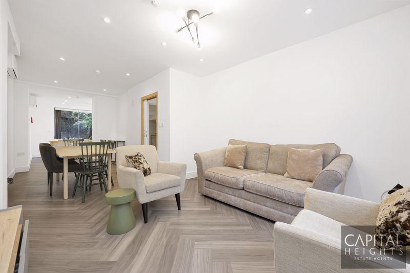 Benwell Road, Highbury and Islington... 5 bed house share - £6,750 pcm ...