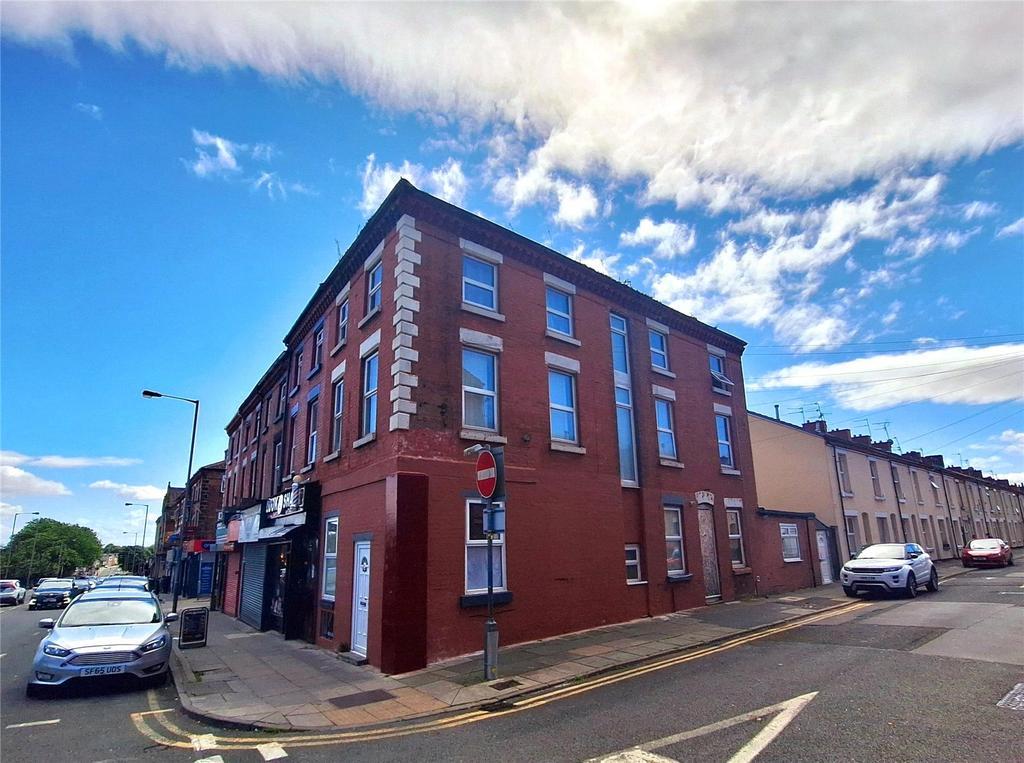 Smithdown Road, Liverpool... 3 bed flat - £75,000