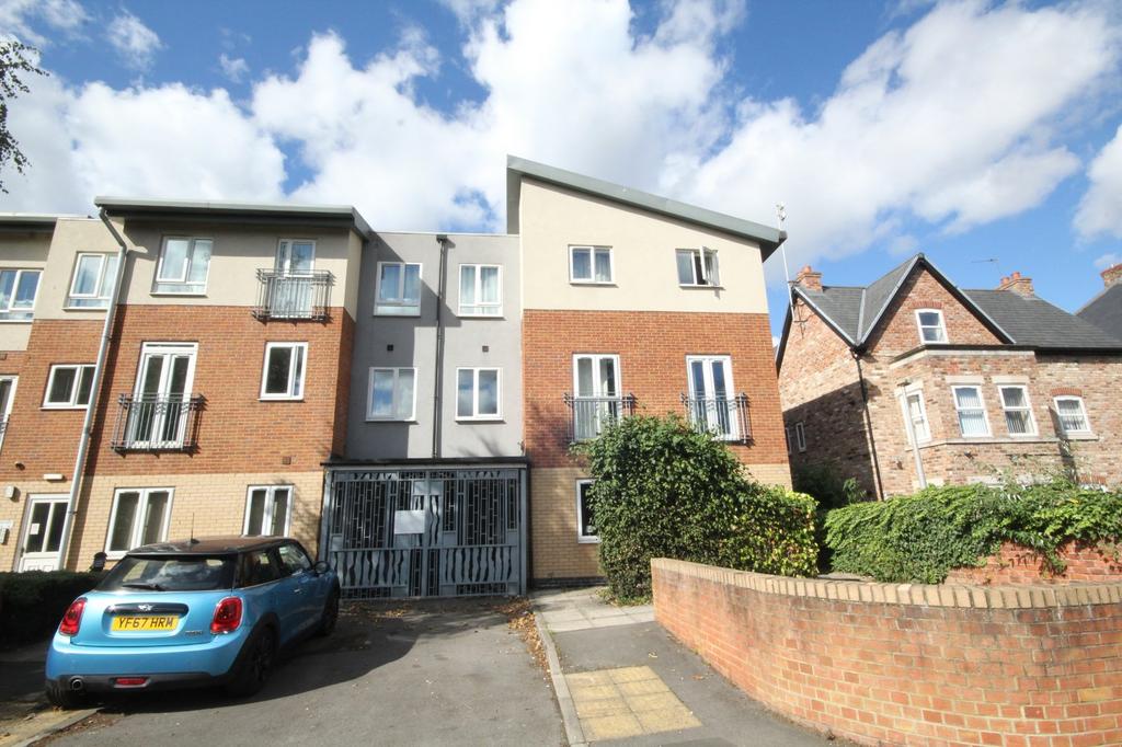 Albert Gate Apartments, Longlands TS5 2 bed apartment - £50,000