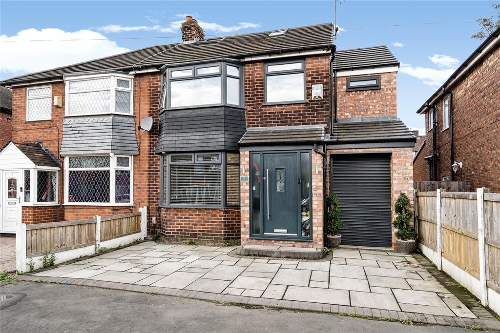 Grayson Road, Manchester M38 5 bed semi-detached house - £1,800 pcm (£ ...