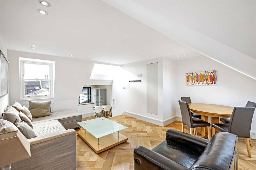 Tynemouth Street, Fulham, SW6 3 bed flat - £3,500 pcm (£808 pw)