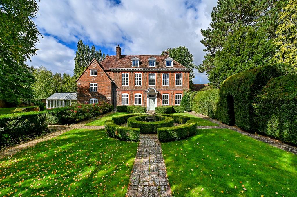 Forty Green, Bledlow, Princes... 9 bed detached house - £3,995 pcm (£ ...