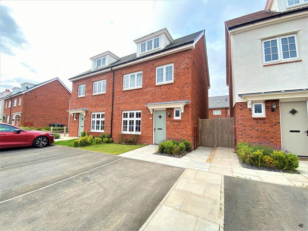 Gilder Way, Little Sutton, CH66 4 bed house - £1,600 pcm (£369 pw)
