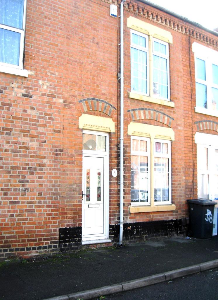 Harrison Street, Derby DE22 2 bed terraced house - £835 pcm (£193 pw)