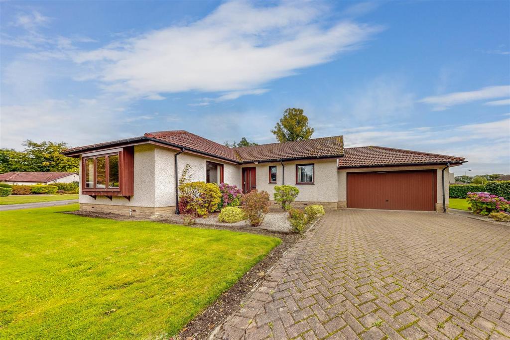Sandeman Place, Perth 3 bed detached bungalow - £297,500