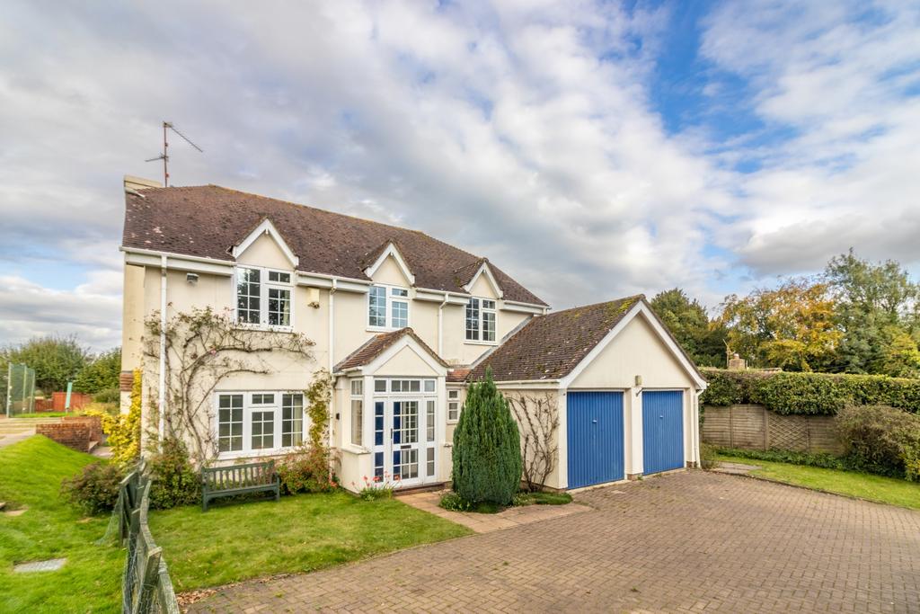 Upper Wield, Alresford, Hampshire, SO24 4 bed detached house - £2,000 ...