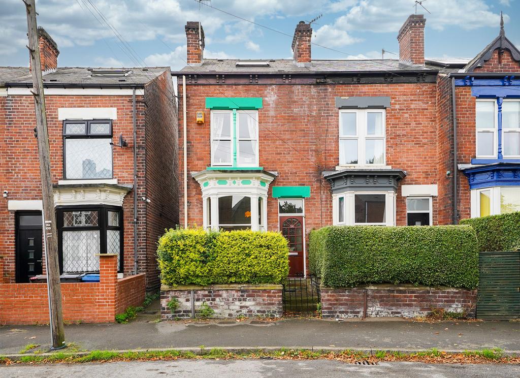 Brookfield Road, Sheffield S7 3 bed end of terrace house - £260,000