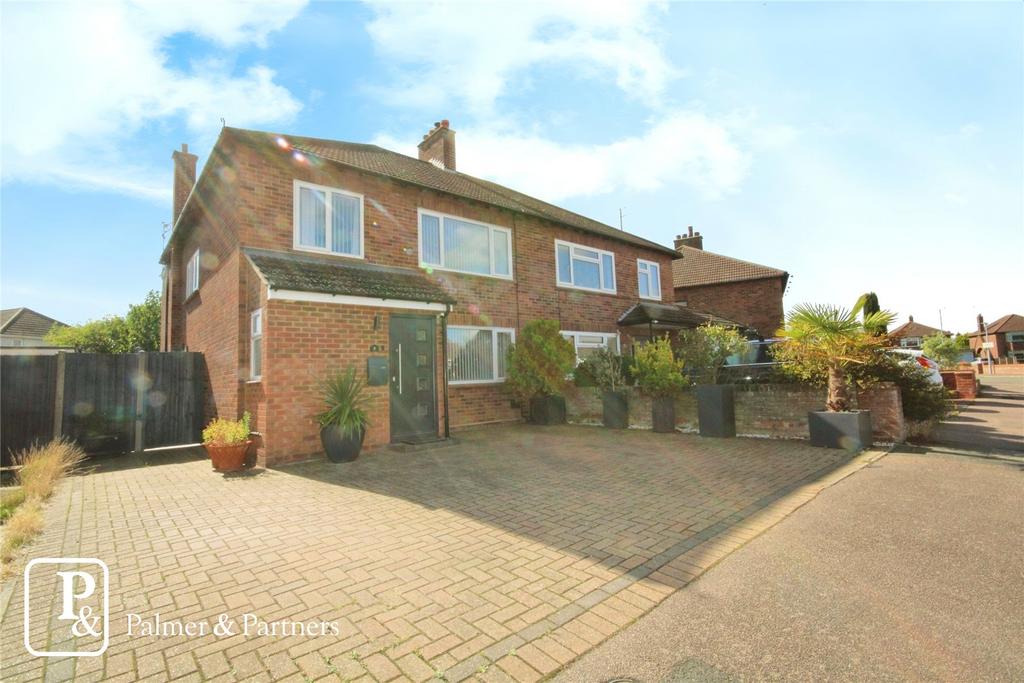 Hills Crescent, Prettygate... 4 bed semi-detached house - £425,000
