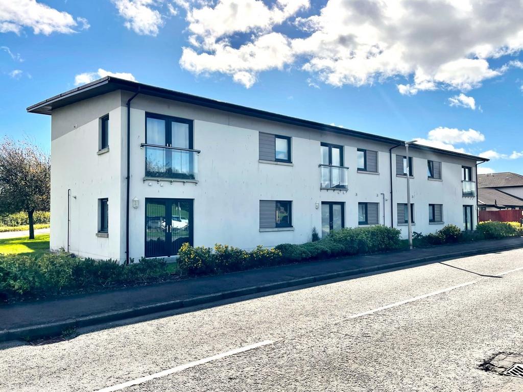 Flat 3, Bishop View, Kinross, KY13 2 bed apartment - £140,000