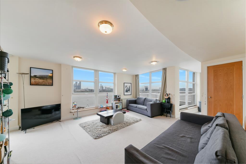 Pierhead Lock, Manchester Road... 1 bed flat - £2,145 pcm (£495 pw)