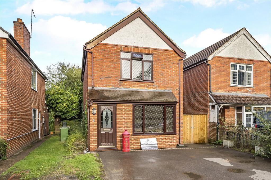 Woking Road, Guildford GU4 3 bed detached house - £550,000