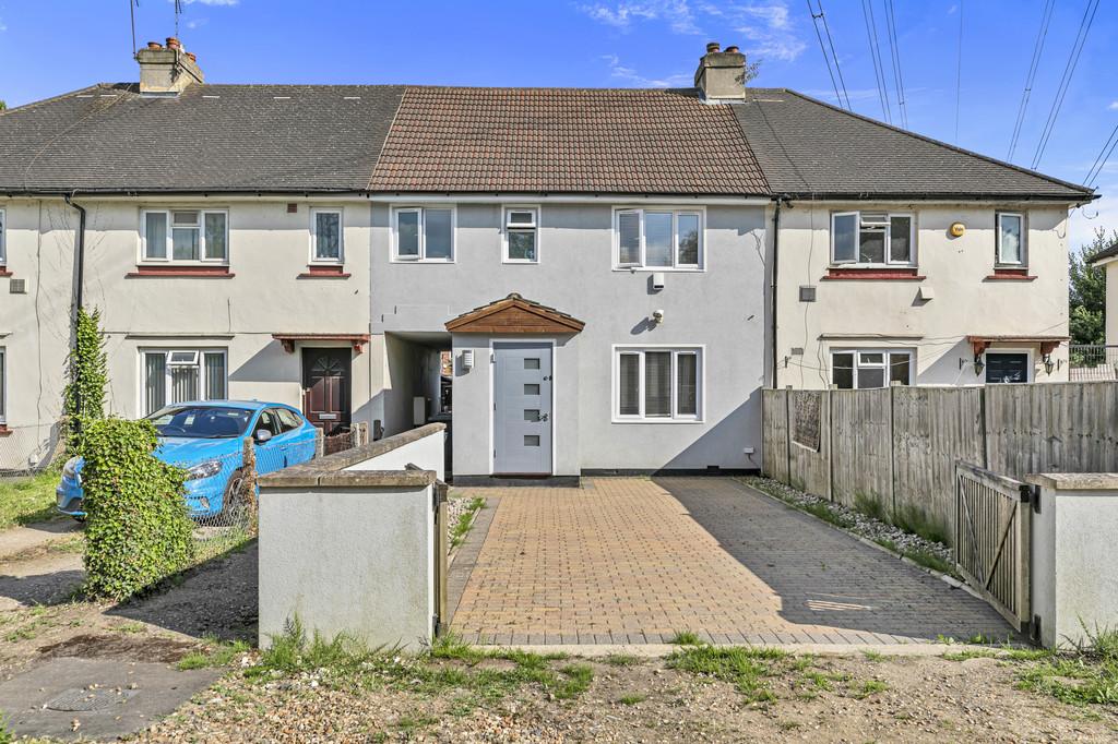 Colnbrook 3 bed terraced house for sale - £475,000