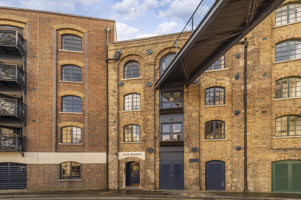Java Wharf, 16 Shad Thames, London 1 bed flat - £485,000