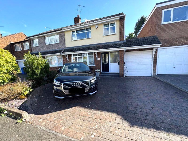 Pont View, Ponteland 3 bed semi-detached house - £280,000
