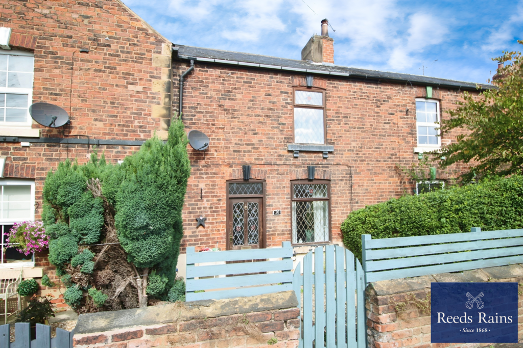 Watergate, Leeds LS26 2 bed terraced house for sale - £180,000