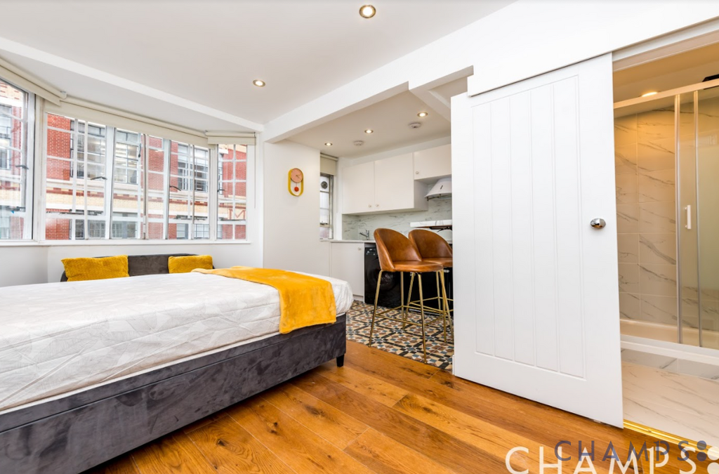 Chelsea Cloisters, Sloane Avenue, SW3 Studio - £1,885 pcm (£435 pw)