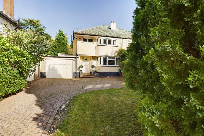 Kingswood Road, Tadworth 3 bed semi-detached house - £795,000