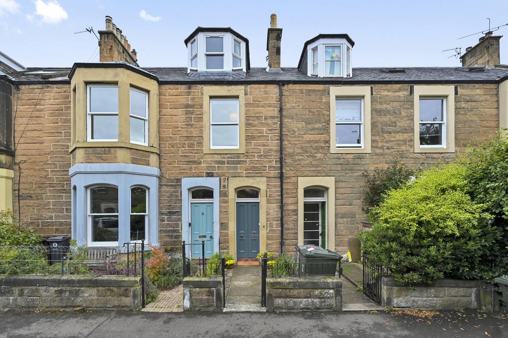 3 Briarbank Terrace, Edinburgh, EH11 1ST 4 bed flat - £500,000