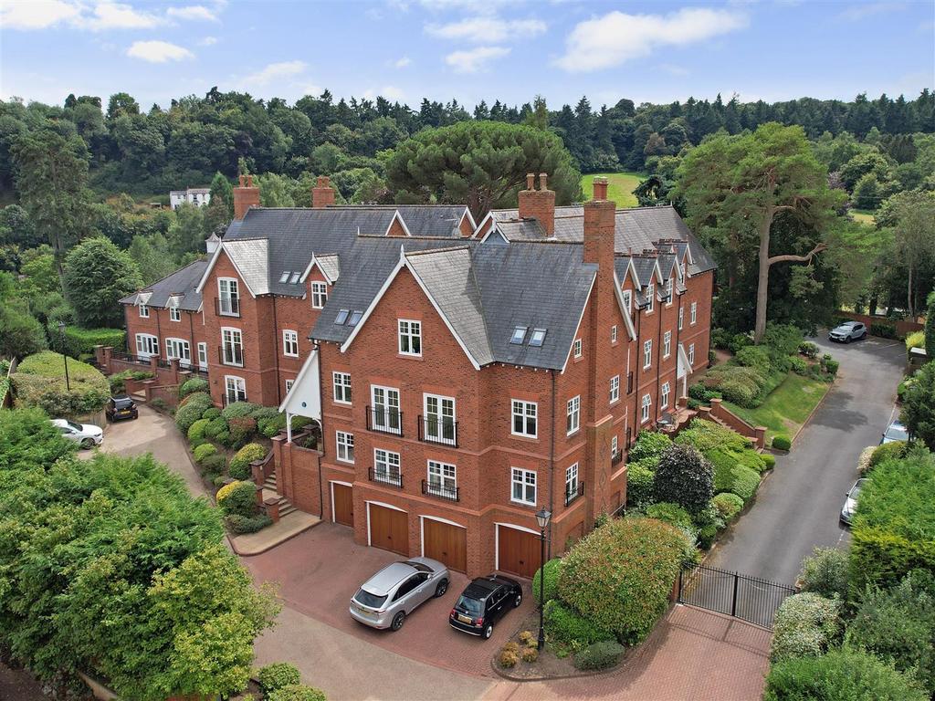 Comber Grove, Kinver 2 bed apartment for sale - £298,500