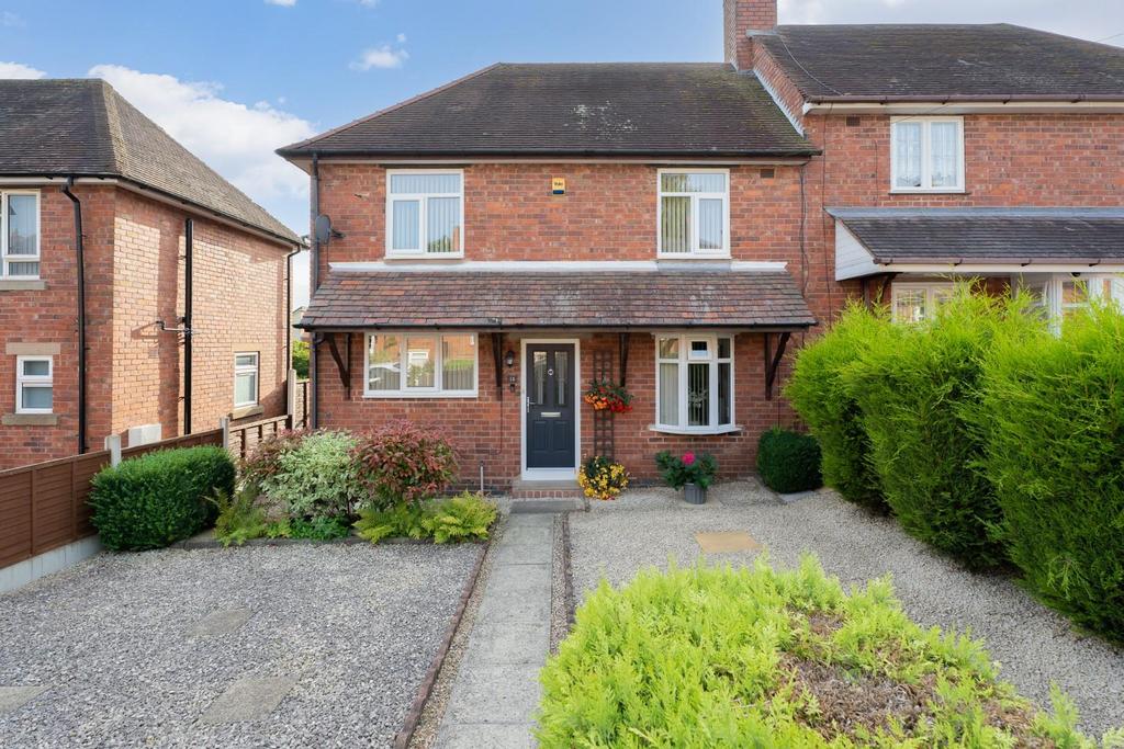 Woodfield Road, Lower Gornal 3 bed semi-detached house - £220,000
