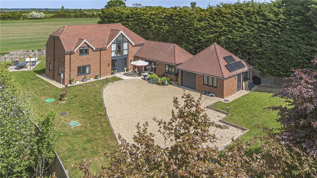 Stadhampton, Oxfordshire, OX44 4 bed detached house - £995,000