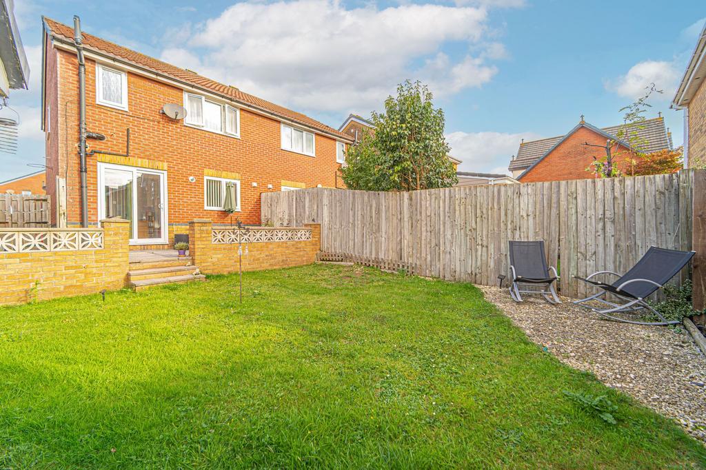 Kiln Way, Undy, NP26 3 bed semi-detached house for sale - £270,000