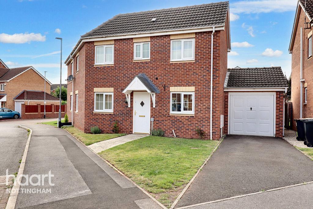 College Way, Nottingham 3 bed semi-detached house - £210,000