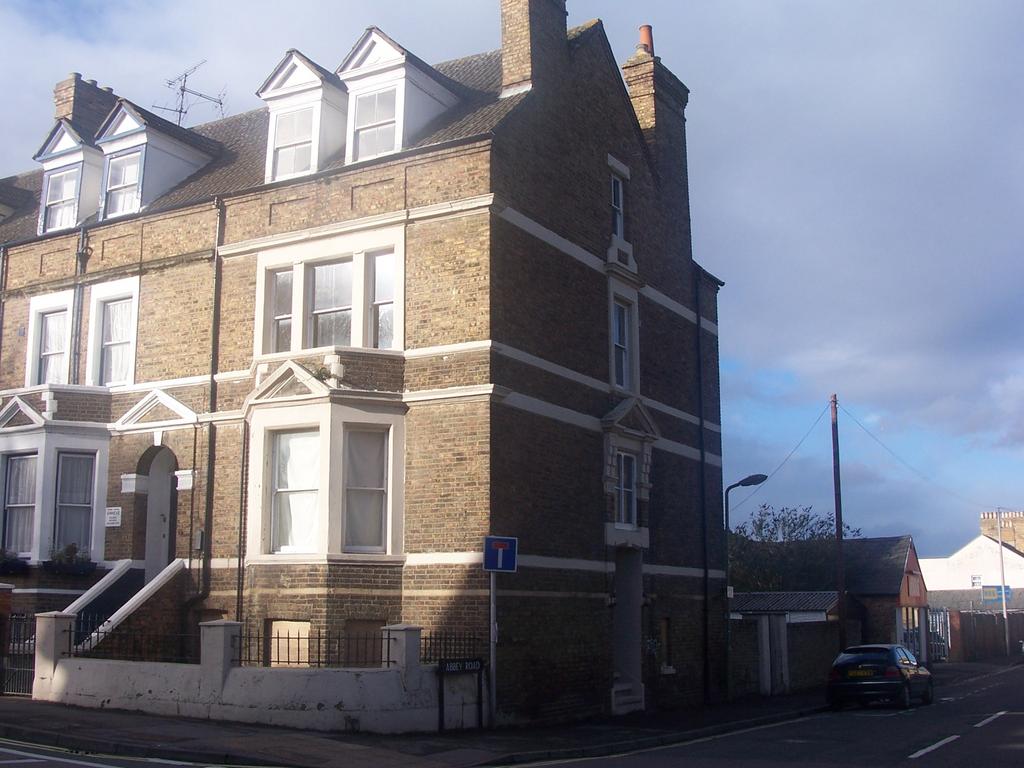 Botley Road Rm 3, Oxford 1 bed property to rent - £750 pcm (£173 pw)