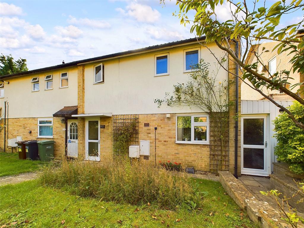 Mathews Way, Stroud, Gloucestershire... 2 bed end of terrace house - £ ...