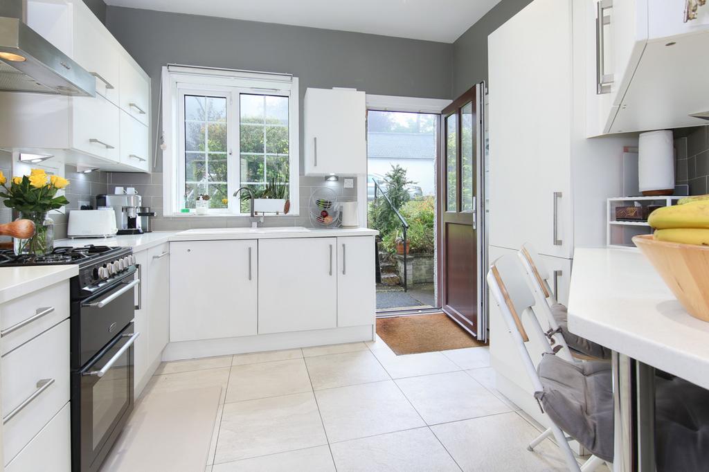 122 Buckstone Terrace, Edinburgh... 3 bed detached bungalow for sale ...