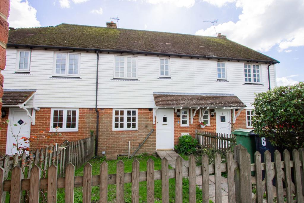 No Onward Chain In Staplecross 3 bed terraced house - £290,000