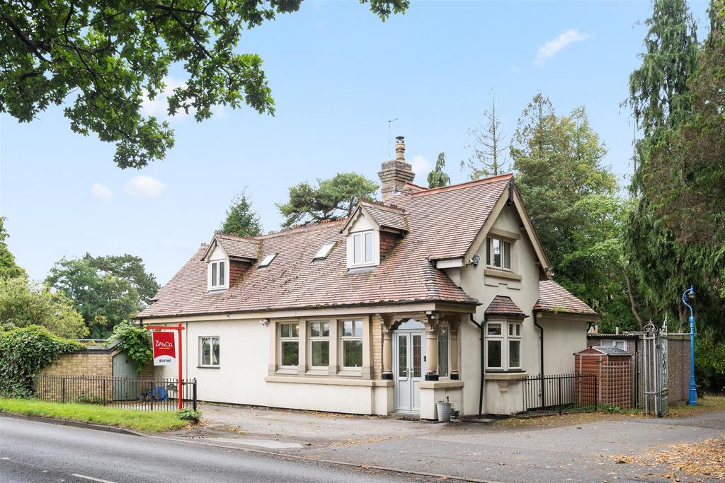 Widney Manor Road, Knowle, Solihull 4 bed detached house - £700,000