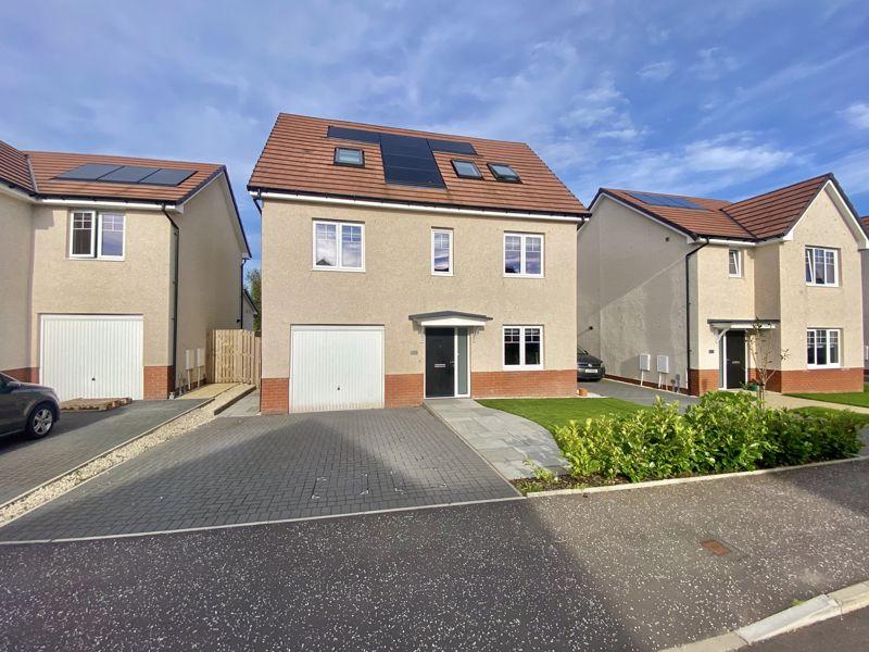 Draffen Hill Road, Stewarton 4 bed detached house - £378,000