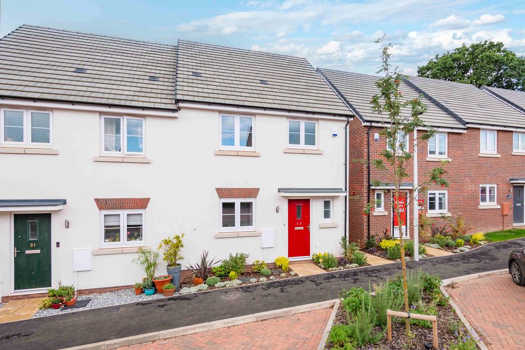 at Tithe Barn, Ethelred Road, Exeter... 3 bed house - £1,495 pcm (£345 pw)