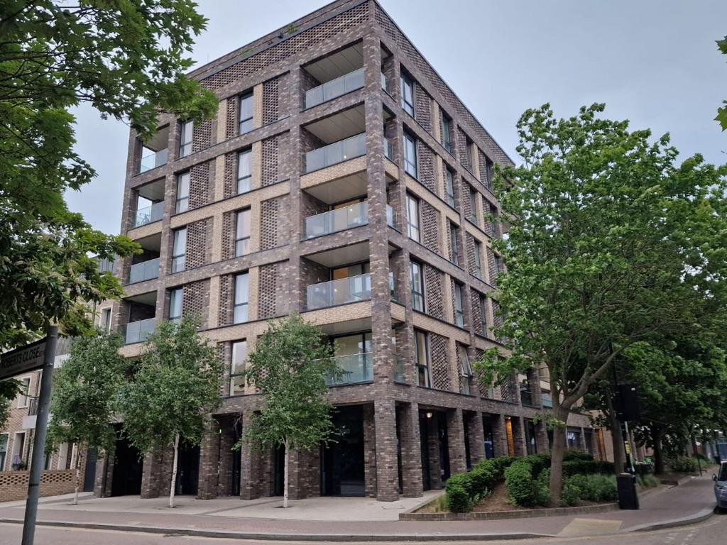 Claremont House,28Quebec Way,London 2 bed apartment - £3,000 pcm (£692 pw)