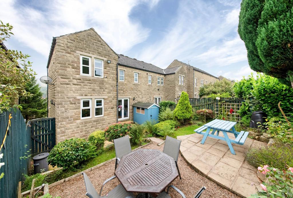 Broadfield Park, Holmfirth, HD9 3 bed semi-detached house - £325,000