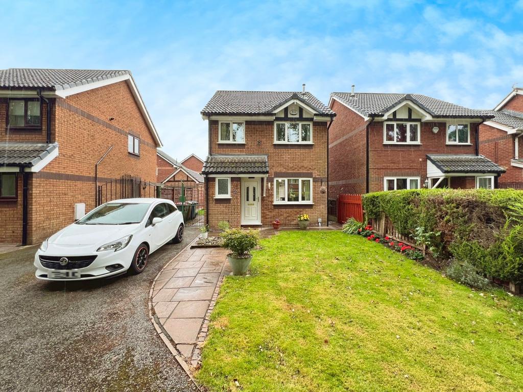 Hatherop Close, Eccles, M30 3 bed detached house for sale - £260,000