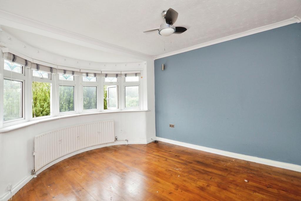 East Rochester Way Sidcup DA15 4 bed semi-detached house - £2,000 pcm ...