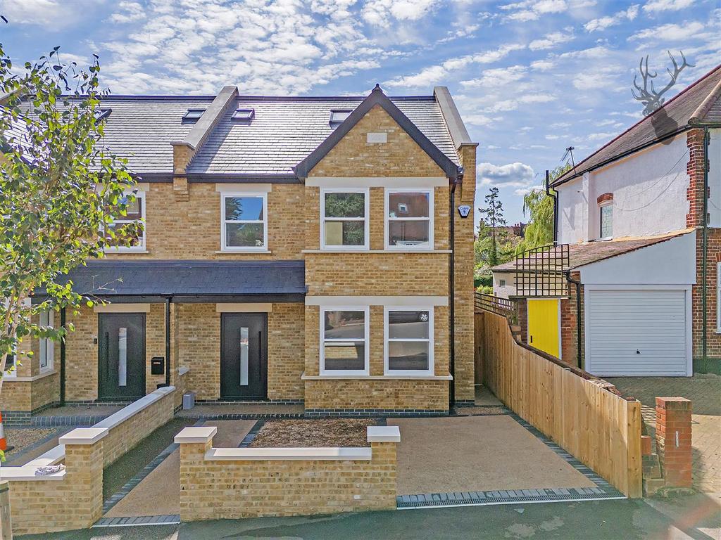 Connaught Avenue, Chingford E4 4 bed house - £1,250,000