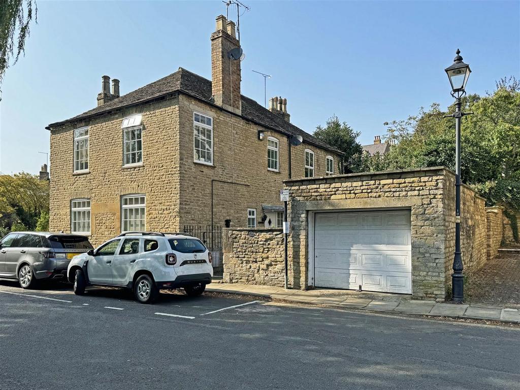 Bath Row, Stamford 2 bed cottage for sale - £450,000