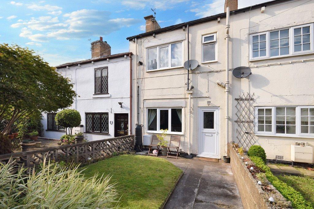 High Street, Crigglestone, Wakefield... 2 bed terraced house - £150,000