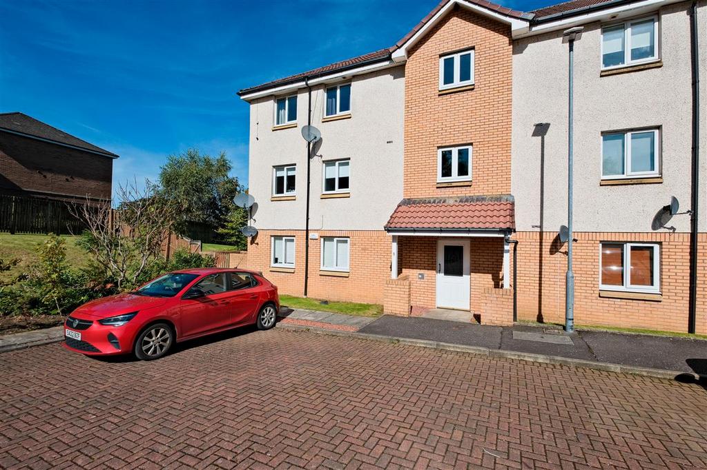 Redwood Lane, Hamilton 2 bed apartment - £115,000