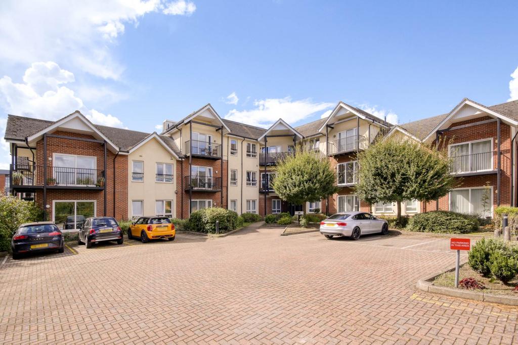 London Road, Bracknell RG42 2 bed apartment for sale - £250,000